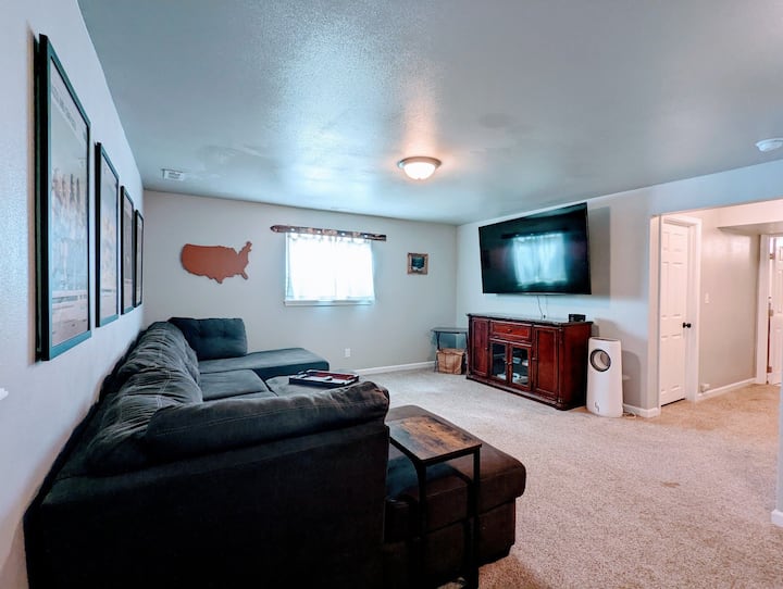 Cozy Home Away From Home! - Colorado Springs, CO