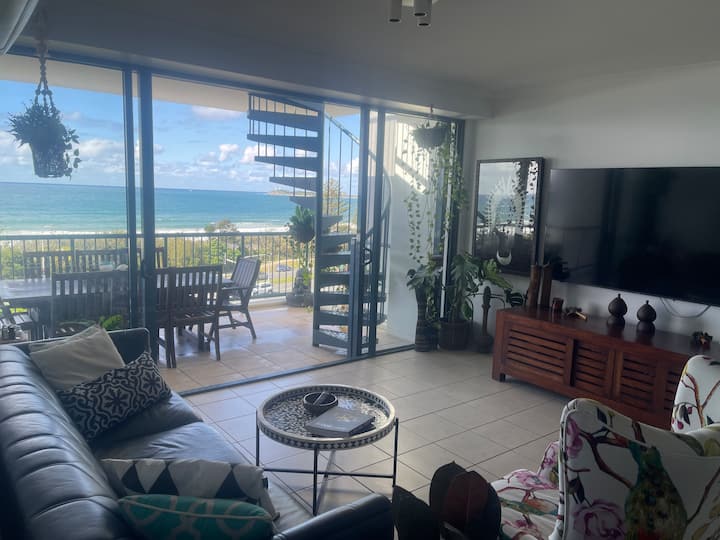 Amazing Waterview, Every Time Of The Day Or Night - Alexandra Headland