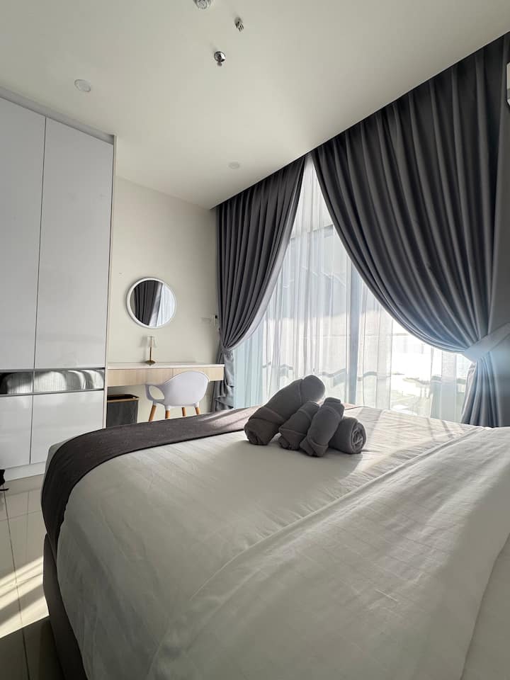 Em’s Executive Shore Suites (Seaview) - Kota Kinabalu