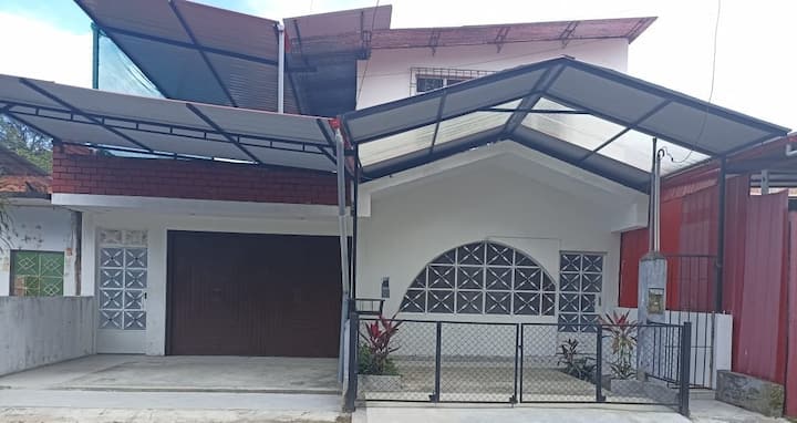 Casa Hospedaje - San Ramón