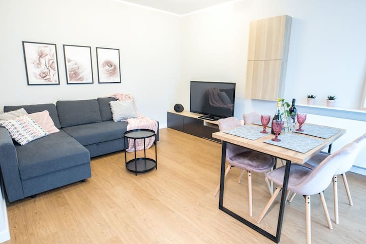 Nowoczesny Apartament Dąbska Arena / Parking - Cracovie