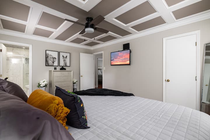 9 Min To Uncg | Office | Garage | Deck - Greensboro, NC