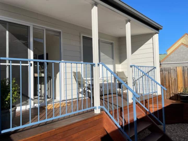 No 8 Cottage - Hobart