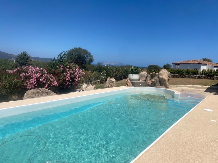 Villa Con Piscina Privata Vista Tavolara - Budoni
