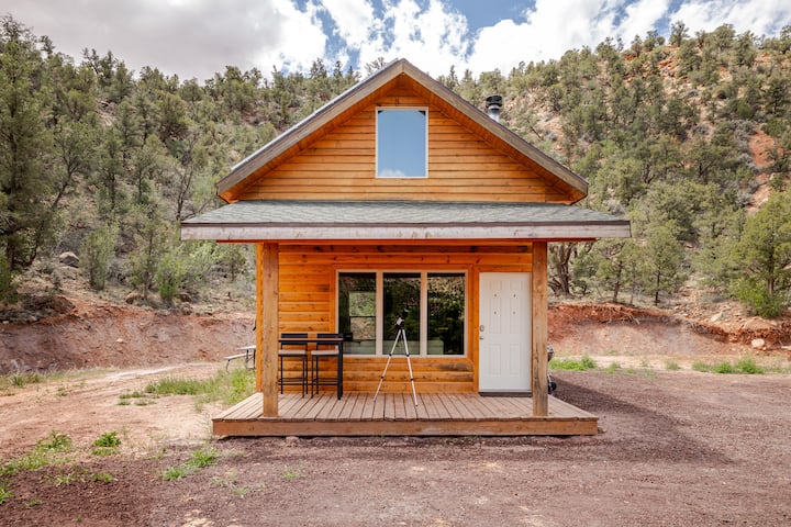 Water Canyon Cabin -  Secluded, Off-grid, Peaceful - Zion National Park