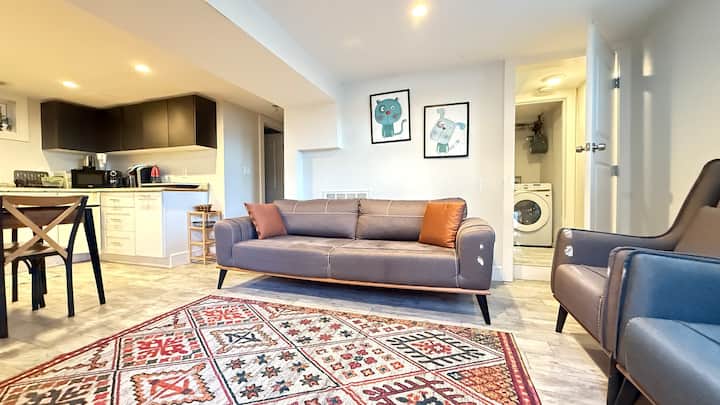 Cozy And Comfy Super Convenient 2br 1bath - Newton, MA