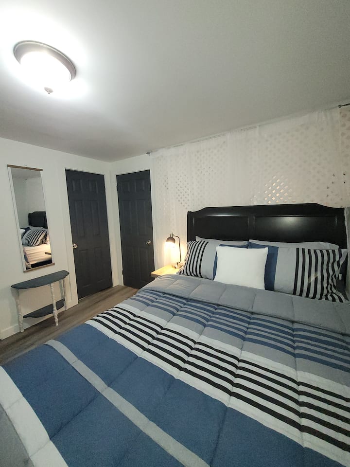 Little Basement Apartment - London