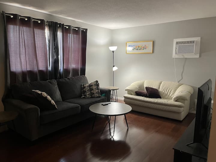Spacious 2 Bedroom With A/c - North Battleford