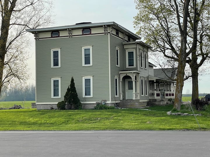 Beautiful Country Home - Watertown, NY
