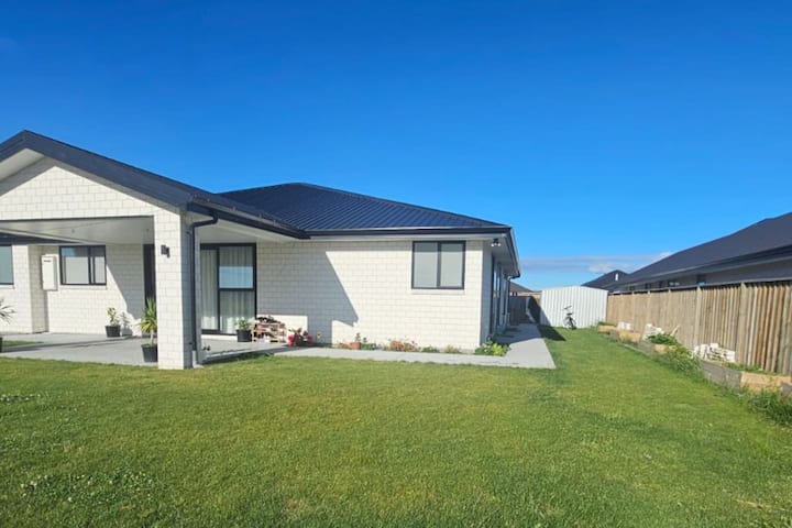 Double Room In A New House Private Shower &Toilet. - Blenheim