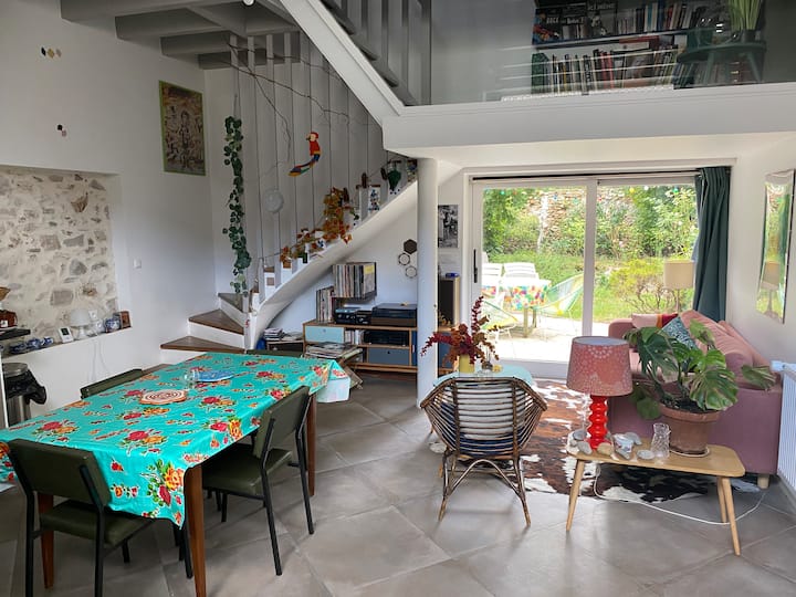 Maison Ancienne Atypique - Linas