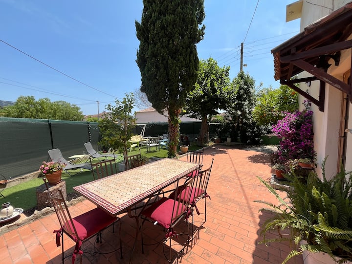 F4 Proche Mer,  Jardin, Parking Gratuit,clim,calme - Carqueiranne