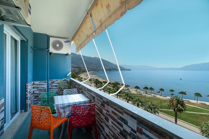 Premium Beachfront Apartment - Vlorë
