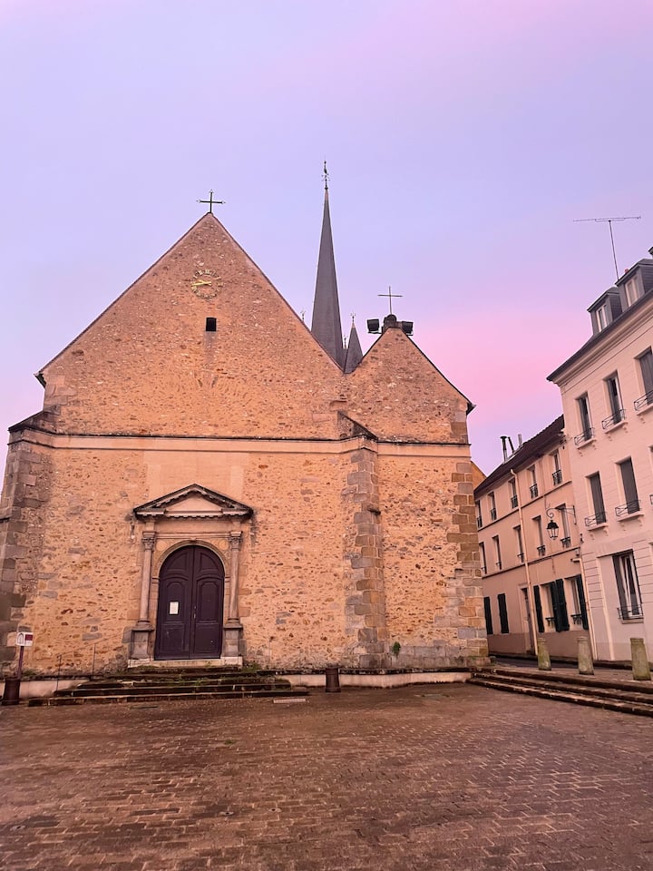 Plein Centre Jouy-  Proche Gare/ Hec
4 Pers Wifi - Jouy-en-Josas