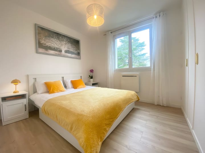 T2 Au Parc, Parking, Proche Ermitage, Rer à Paris - Saint-Germain-en-Laye