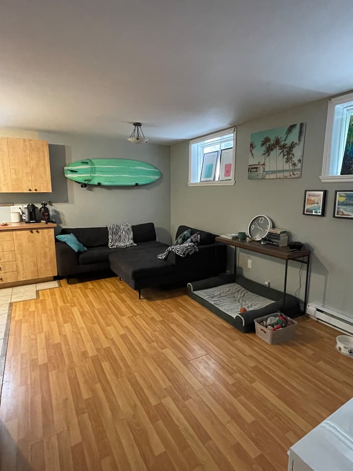 Cozy And Calm Bachelor - Mirabel