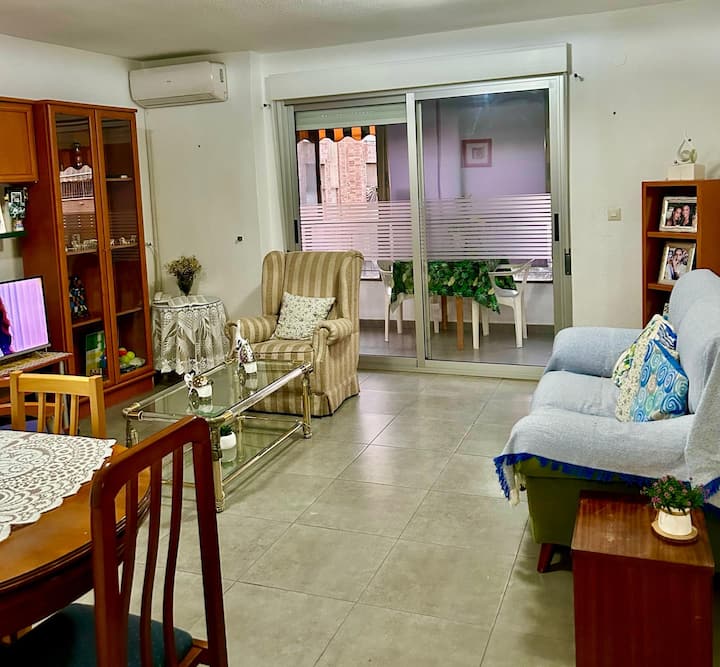 Habitación Acogedora, Con Mucha Luz - Alicante