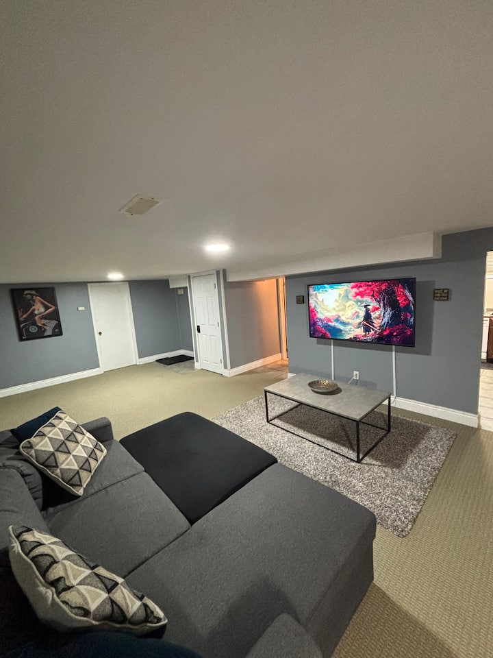 The Lower Loft - London, ON, Canada