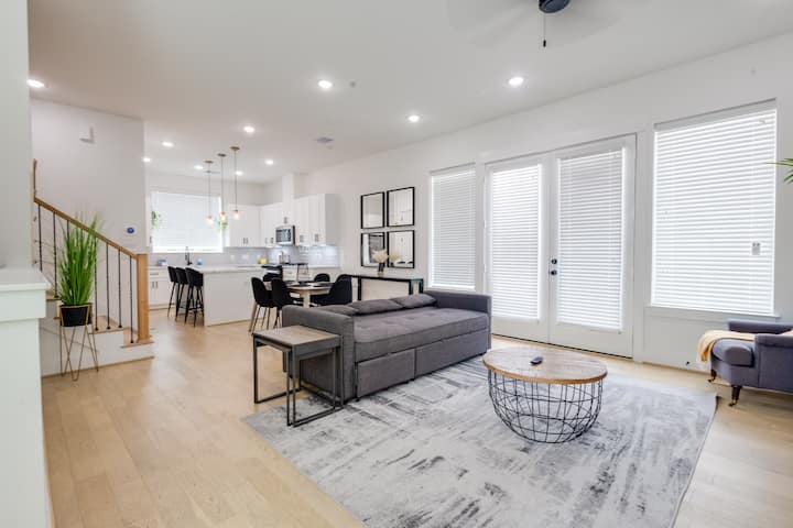 Nexus House|luxe|downtown|nrg|med Ctr|3bedrm|3.5ba - Houston, TX