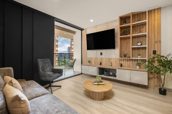 Modern & Cozy Gem ~ 5*location ~ Balcony ~ Parking - Medellín
