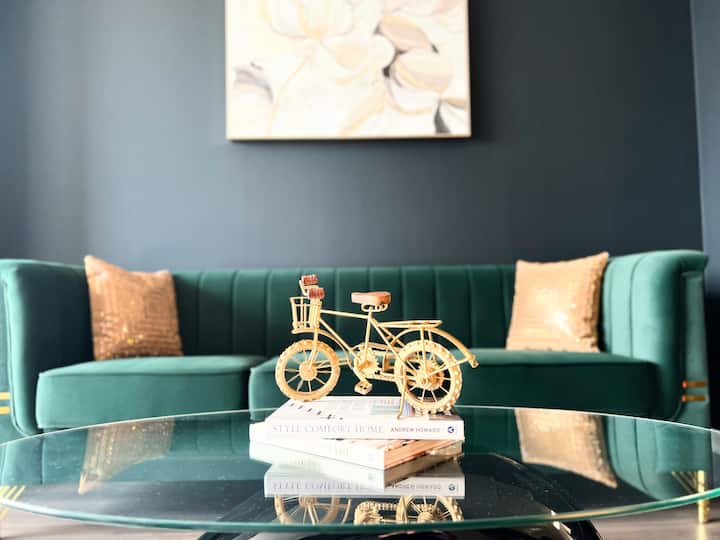Chic Penthouse | Ballston | King Bed ~ - Alexandria, VA