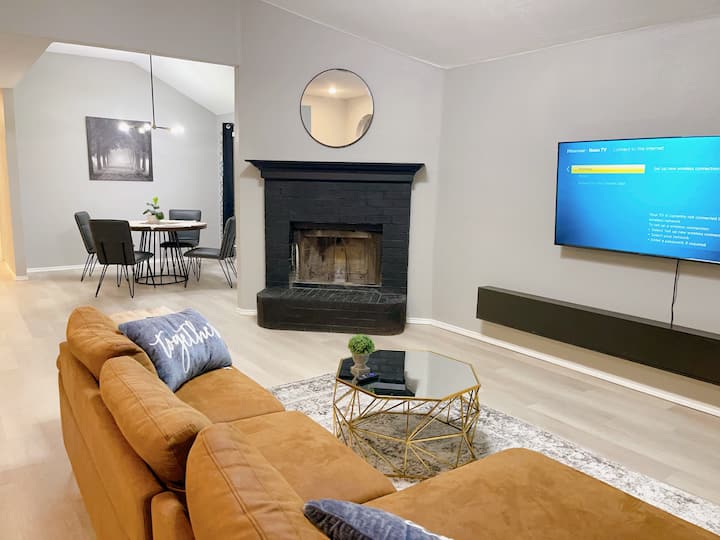 Modern Living W King Bed| Pet Ok| Monthly Discount - Arlington, TX