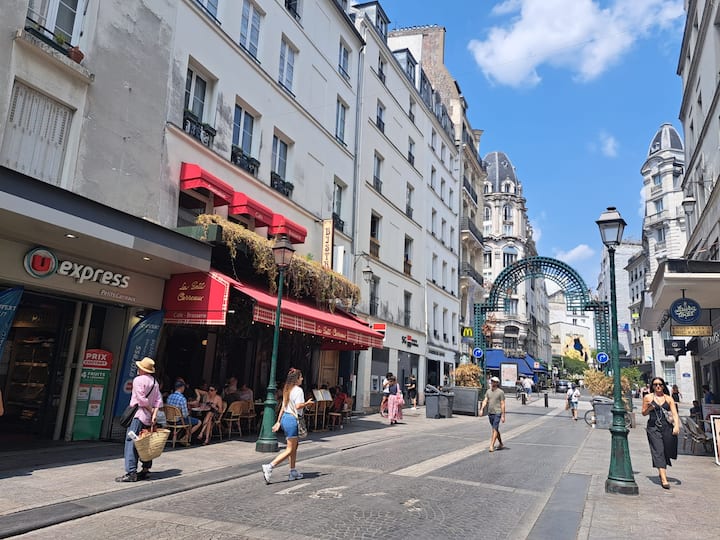 Appartement Rue Montorgeuil - Paris