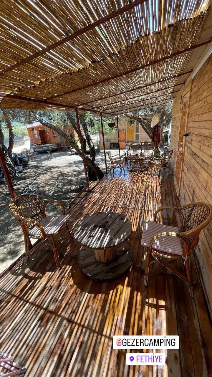 Orman Içerisinde Sessiz Huzurlu - Fethiye