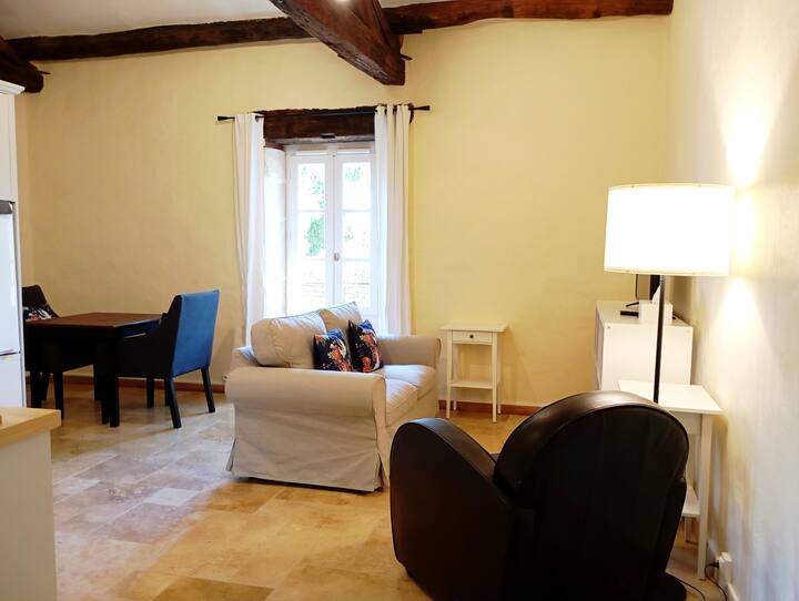 N° 3 Apartment With A Dovecote. - Limeuil