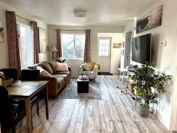 Quiet And Cozy Gem: 1br Suite - Thunder Bay