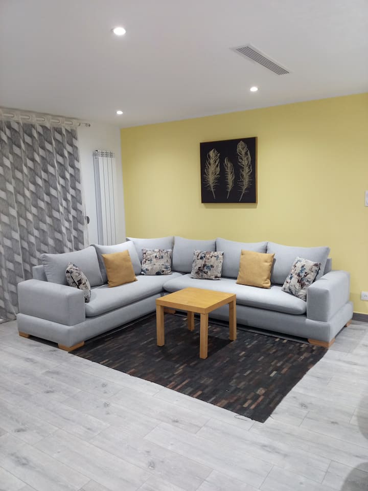 Appartement F3 Moderne En Résidence Sécurisée - Algeria