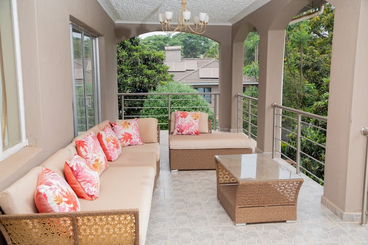 Lodge Wing 10 Bedrooms Booked Per Room - Harare