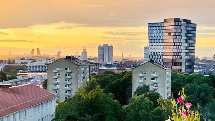 Cozy With A View • 30 Sq M - Stockholm
