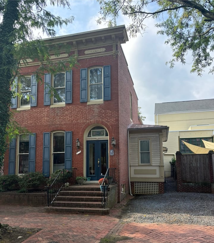 Downtown Annapolis Escape - Annapolis, MD
