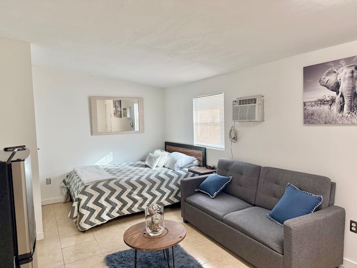 Cozy Studio Guest House Near The Beach! - Bradenton