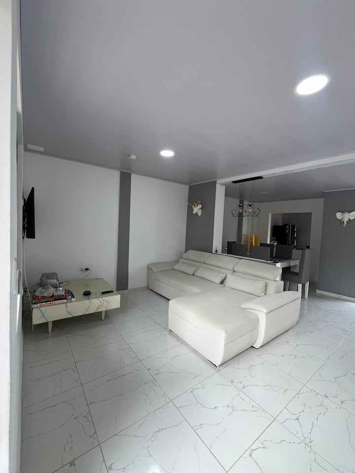 Casa Del Sol - Carmen de Apicalá