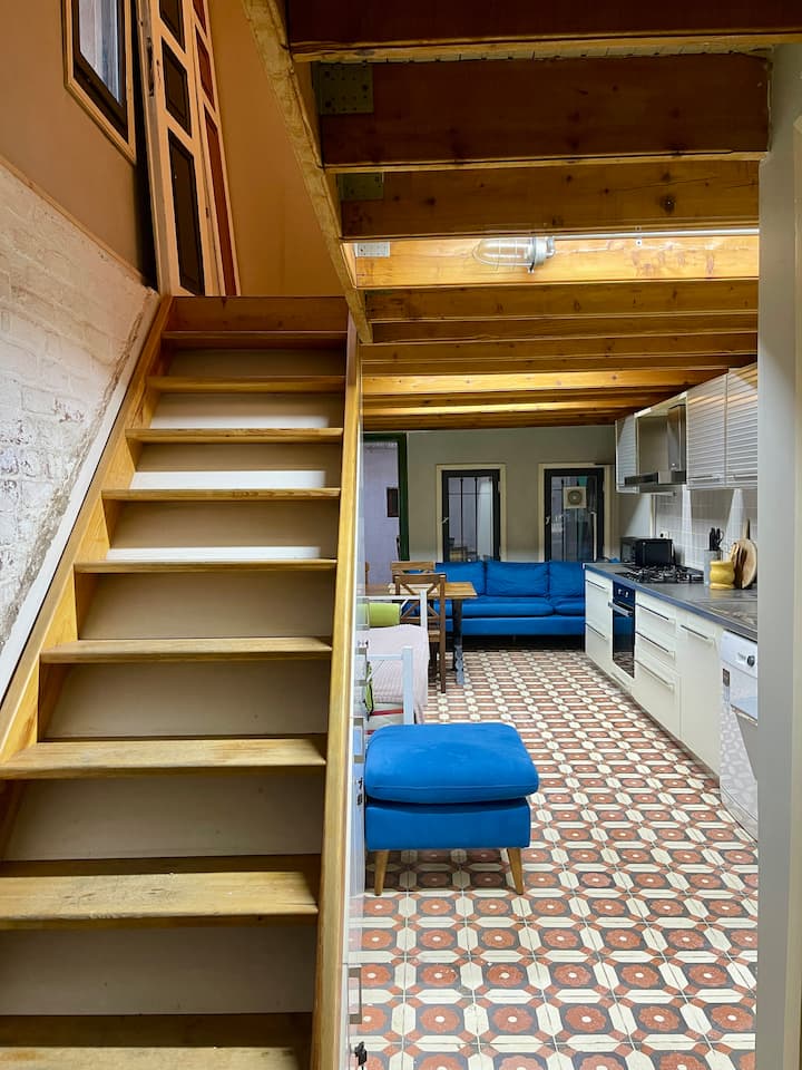 Cosy Private Apartment With Fast Wi-fi & Aircon - Istanbul