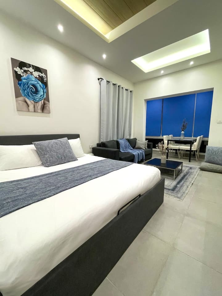 Gemmayzeh House: "Blue". - Beirut