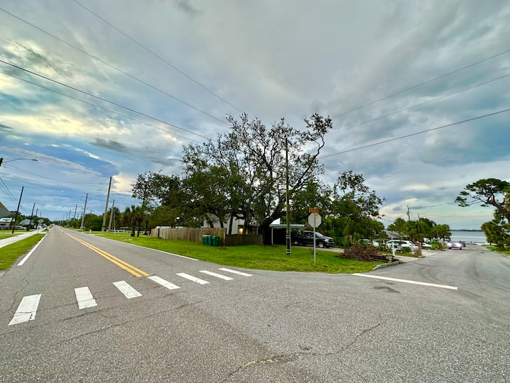 Eau Gallie Arts District Apt By Lagoon (776) - メルボルン, FL