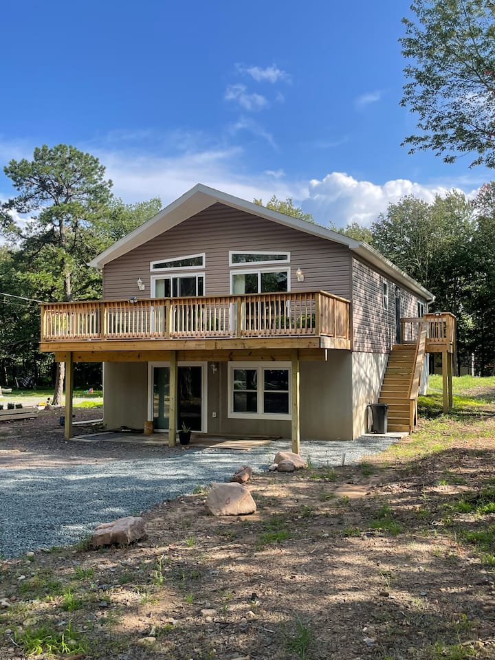 Quaint 4 Bedroom 3 Bathroom Home - Towamensing Trails