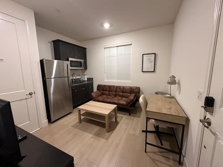 Next Gen Room In Ontario Ranch Near Eastvale Chino - Eastvale, CA