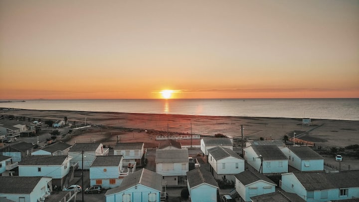 Chalet Avec Grande Terrasse, Bbq à 50m De La Plage - Gruissan