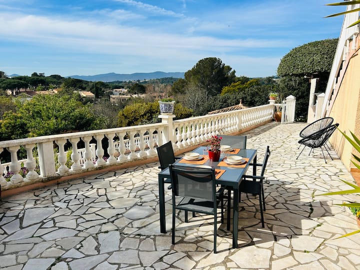 Détente Au Calme à Fréjus Appartement/piscine - Lac de Malpasset