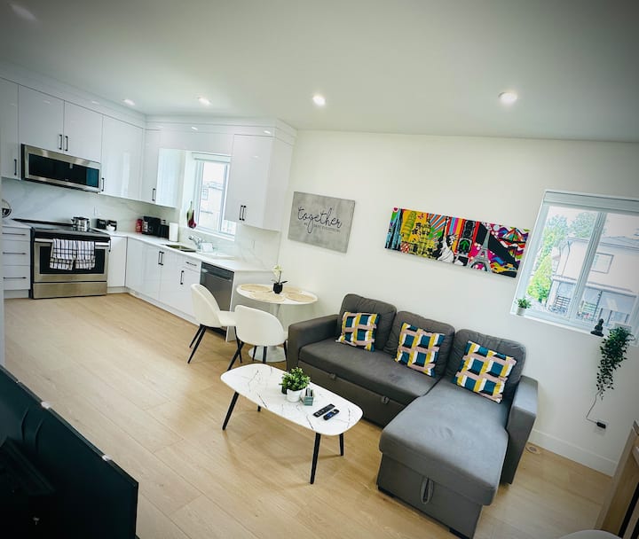 Fully Ac 2 Bed 2 Bath Apartment - Langley