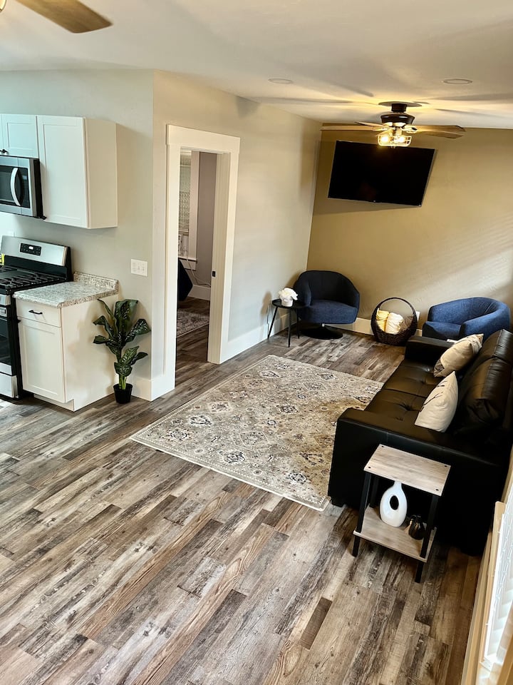 Manitou Apartment 2b - Manitou Springs, CO