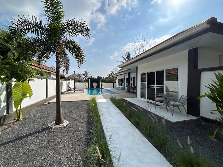Villa Quentaga, Pool, Beach 600m, 3 Rooms, 2 Baths - Thailand