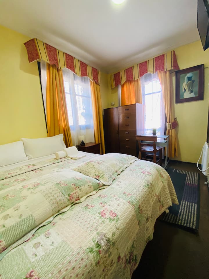 Habitación Matrimonial Hostal San Martín - Concepción, Chile