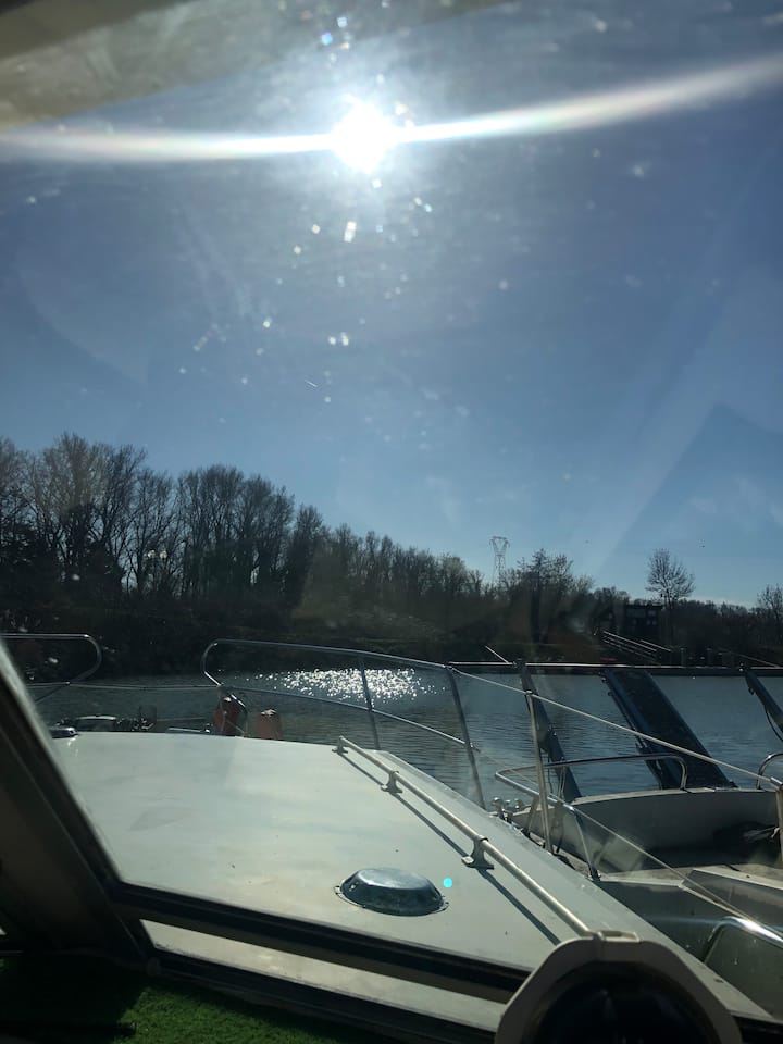 Nuit Insolite Sur Un Bateau - Valence