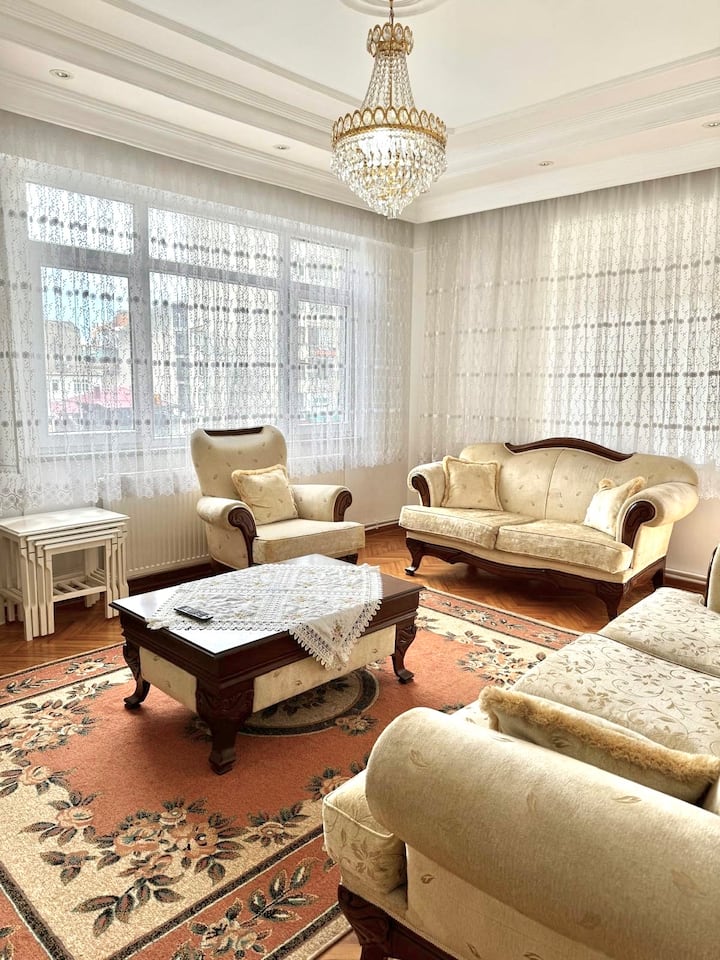 Trabzon Merkez Meydanda Ferah Daire - Trabzon