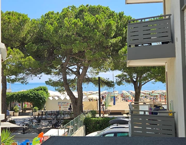 Favoloso Appartamento Fronte Mare E Ombrellone - Lignano Sabbiadoro